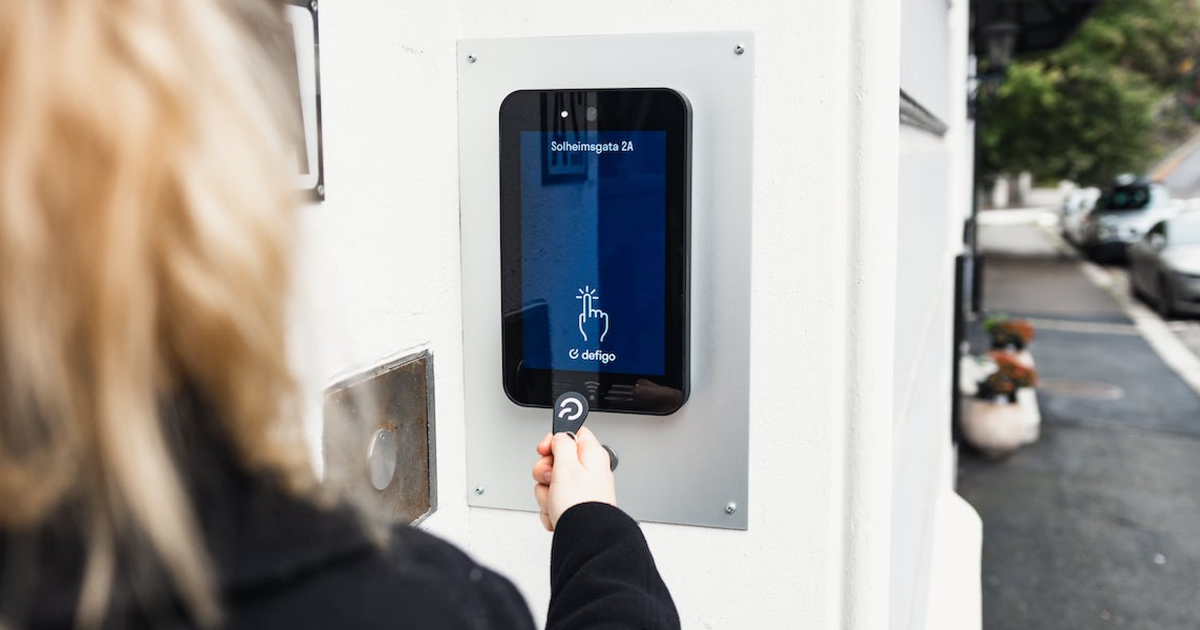 Different IoT Sensor Types & Their Application in Smart Homes